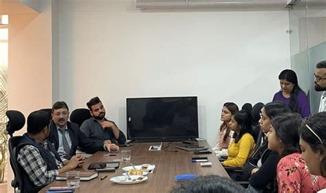 Dr Mohit Agarwal Medical Oncologist From Fortis Hospital Delhi Visited Vaidams Office For A