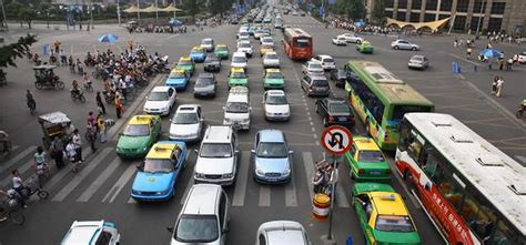 Бизнесът иска данъчен кредит за покупка на автомобили Profit Bg