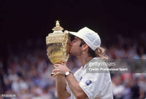 Andre Agassi Beats Photos And Premium High Res Pictures Getty Images