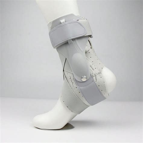 Pc Ankle Brace For Sprained Ankle Ankle Support With Side Stabilizers For Volleyball Sports