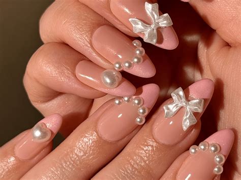 20 Stunning Gel Nail Designs That Will Make Your Hands Pop