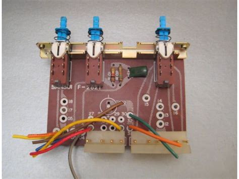 Sansui 7070 Accessory Switch Board Part F 2621