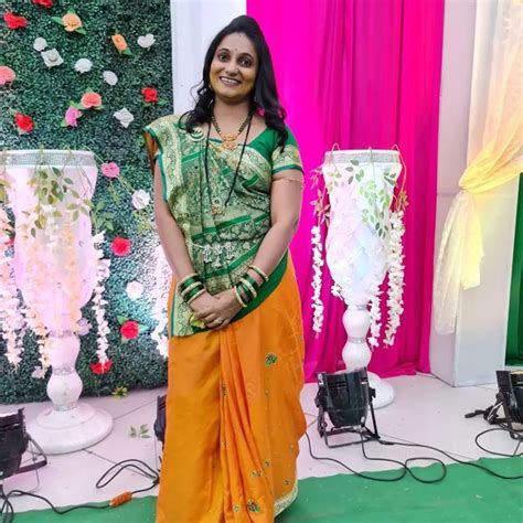 Pin Von Vishal Jaiswal Auf Actresses