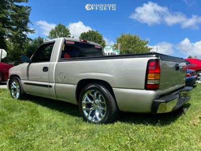 2004 Gmc Sierra 1500 With 20x9 24 Impact Replicas Snowflake And 265