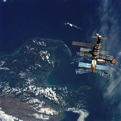 배경 화면 1920x1200px 지구 미르 우주 정거장 Nasa 사진술 공간 우주 왕복선 아틀란티스 1920x1200 659491 배경 화면