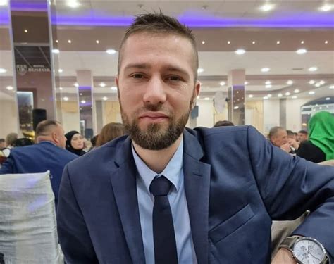 Prikupljena Sredstva Za Liječenje Zijada Ef Husovića Efendija Se Zahvalio Svima Sandžak Danas