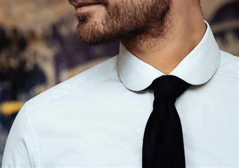 37 Types of Collars for Dresses, Shirts and Tops (with Pictures)