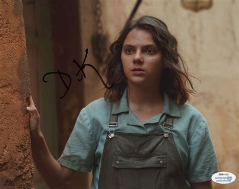 Dafne Keen His Dark Materials Signed Autograph 8x10 Photo Acoa Outlaw