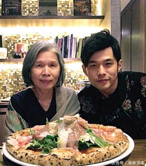 周杰伦晒母亲国外生活照！穿着时尚显年轻，儿子身家丰厚钱随便花 360娱乐，你开心就好