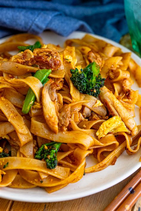 Thai Pad See Ew This Silly Girls Kitchen