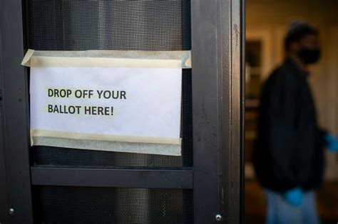 Pennsylvanias Top Elections Official Urges Voters To Drop Off Absentee