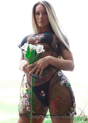 Rebekah Lea Willich Rebekahleaw Rebekahleafitness Rebekahleafit