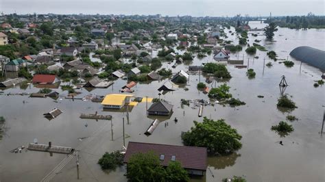 У Херсонській ОВА закликали волонтерів утриматися від відвідування міста Читайте на Ukr Net