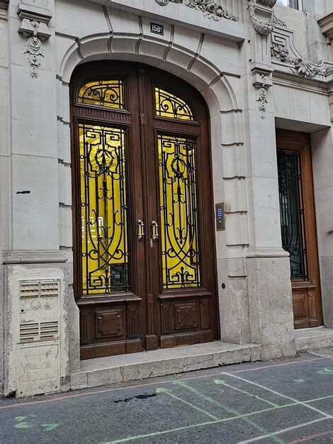 French Door Premium Photo