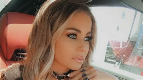 Carmen Electra 50 Gaat Intiem Met Fans En Maakt Onlyfans Account