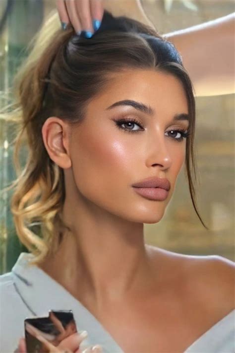 𝐇𝐚𝐢𝐥𝐞𝐲 𝐁𝐢𝐞𝐛𝐞𝐫 𝐞𝐝𝐢𝐭 Penteado Casamento Cabelo E Maquiagem Inspiração