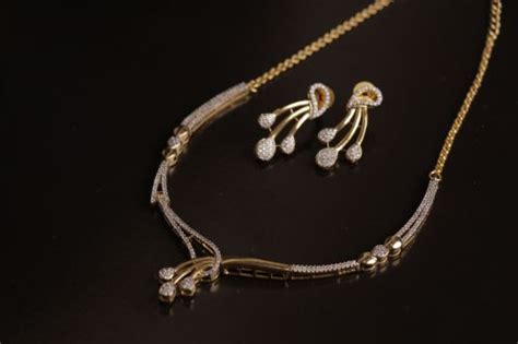 Art No 327 Short Diamond Necklace Set At Rs 1150 In Delhi Id 7854640