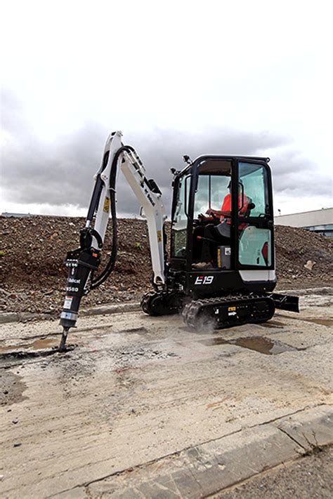 Bobcat E19 Attachments