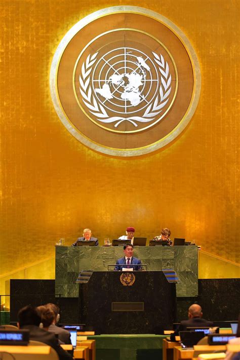 Монгол Улсын Ерөнхийлөгч У Хүрэлсүх “Ирээдүйн асуудлаарх дээд түвшний уулзалт” д үг хэллээ