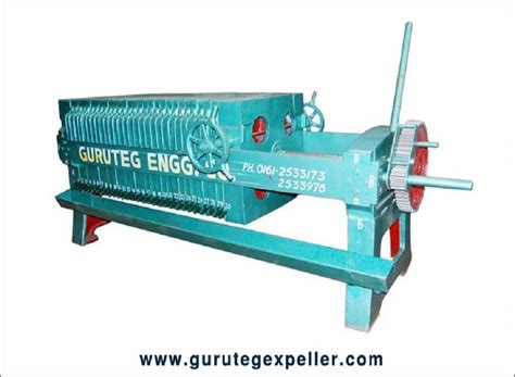 Oil Filter Press Machine Filtration Capacity 3000 Litres Hr Automation Grade Automatic At