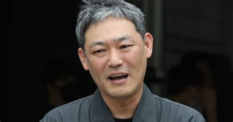 유튜브에 폭로하겠다 연예인 협박해 수억원 뜯어낸 김용호 구속영장