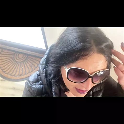 Milfycalla Ep 98ベッドの上の大きなおしっこの冒険 Xhamster