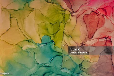알코올 잉크 색상반투명 추상 여러 가지 빛깔의 대리석 텍스처 배경입니다 디자인 포장지 벽지 아크릴 페인트를 혼합 현대 유체 예술 알코올 잉크 패턴 0명에 대한 스톡 사진 및