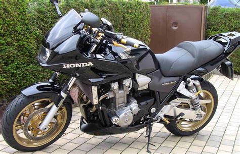 Honda CB1300 (1)-zamschannel.de