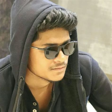 Saurav SA Sam Exe Threads Say More