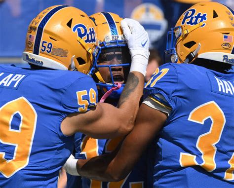 Pitt Notebook Mj Devonshire Calms His Nerves After Finding Mom In The Stands