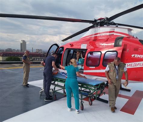 Медицинският хеликоптер транспортира мъж пострадал при трудова злополука в Благоевград