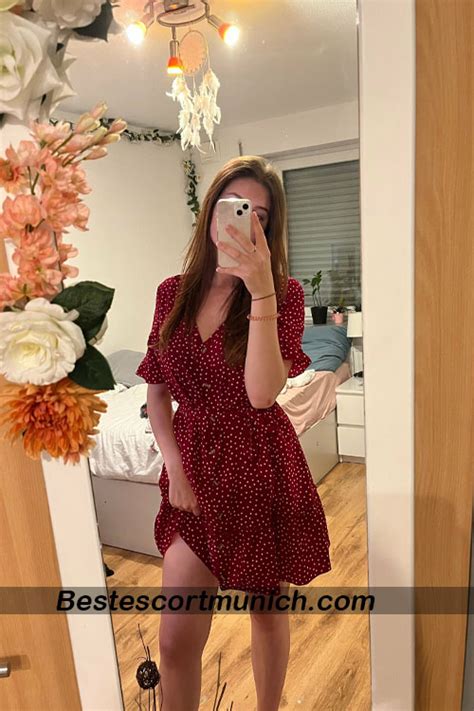 Suda Cute Escort Girl With Small Attractive Body Best Escort Munich