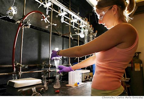 In Search Of The Perfect Stem Cell Medium At Davis News Spinal Cord Injury Zone