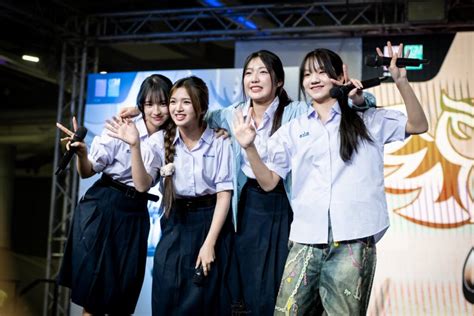 Shock Me Girls Introduces Bnk48 Members In New Girls Love Series