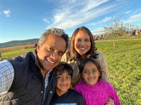 A Household Name In America Cnns Manu Raju Is At The Political