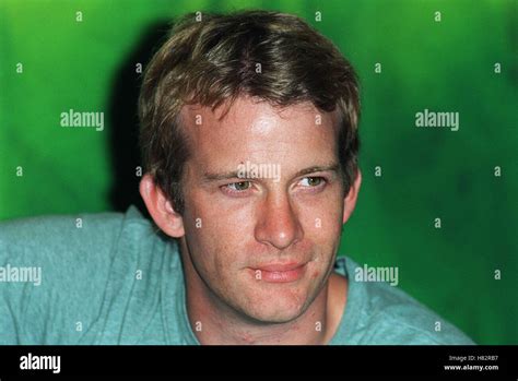 Thomas Jane Eden Photocall Venice Film Festival 2001 Italy 04