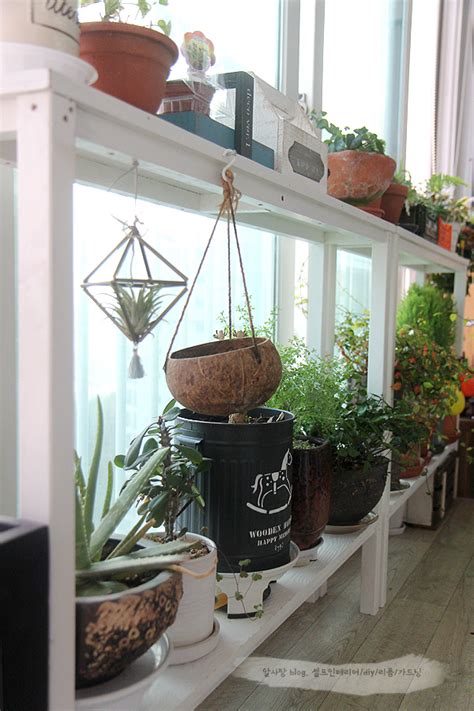 베란다 정원 정리 벽행거 사다리 행거 베란다 선반 화분 받침대 정리 했어요 데이릴