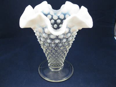 Fenton French Opalescent Hobnail 6 Cone Vase Ebay