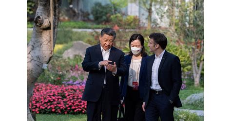 Си Цзинпин се ангажира пред Макрон да подкрепи усилията за мир в Украйна