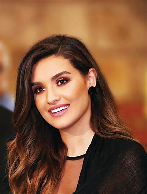 Tracy Rizkallah Campaign Middle East