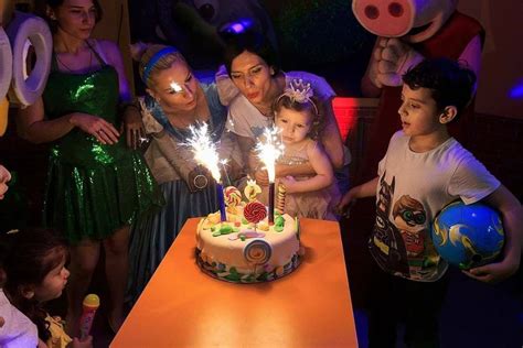 Piligrim Ge სანტა მარია არაჩელი კაპიტოლიუმის ბორცვზე მხოლოდ მათთვის