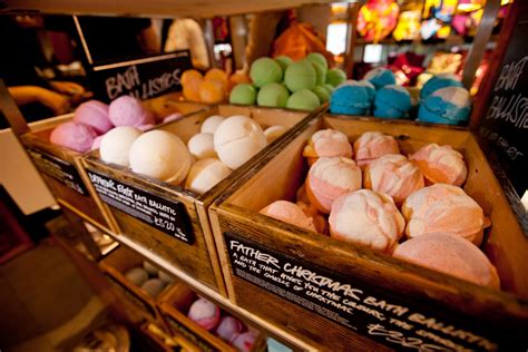 러쉬 Lush 진정성의 가치를 고수하다 Publy