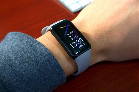 Как включить Mi Band 7, часы-браслет Xiaomi, первый раз, после распаковки