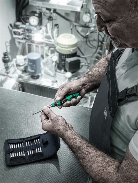 Rękojeść Kraftform Kompakt Z Funkcją Grzechotki W Zestawie Z Bitami 838 Ra R M Set 1 Wera