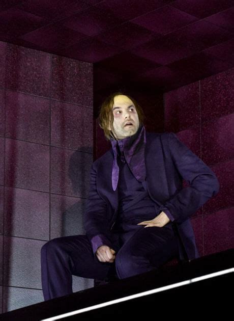 Max Simonischek Feiert Mit „minna Von Barnhelm“ Premiere Am 15 10 Am Deutschen Theater Berlin