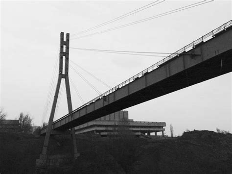 ივანე ჯავახიშვილის ხიდი თბილისი