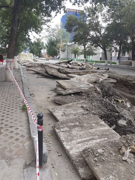 Цэндийн Баатархүү On Twitter Ажил эхлүүлчихээд назгайрдаг дүр зураг хаа сайгүй УБ хотод газар