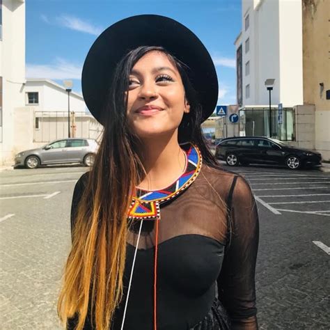 Rebecca Axt Axt Rebecca Threads Say More