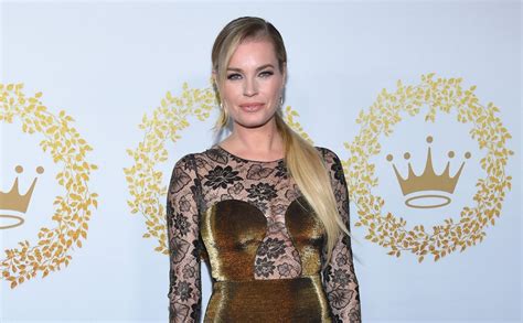Rebecca Romijn S Height Weight Bio Measurements More