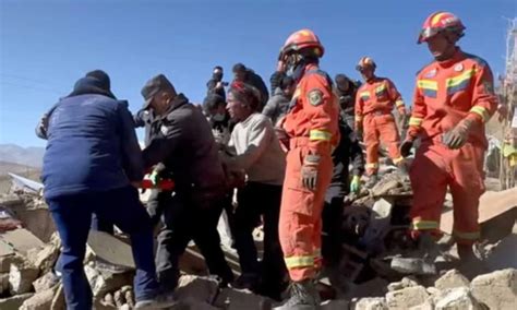 Powerful 71 Earthquake Hits Close To The Mount Everest And Kills